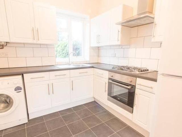 3 bedroom house for rent in Kentons Lane EPC C Windsor SL4