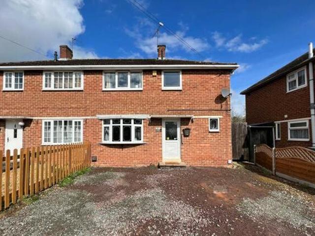 3 Bedroom House For Rent In Keresley End