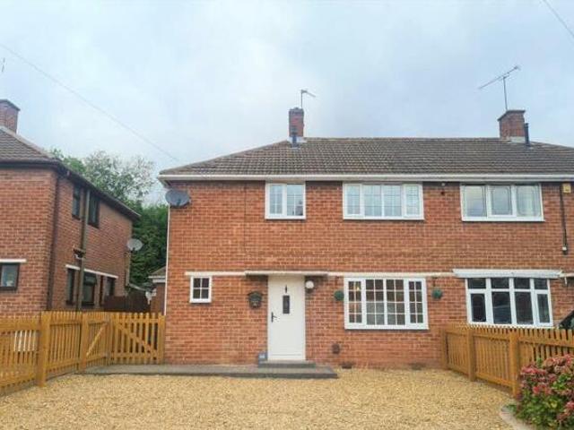 3 Bedroom House For Rent In Keresley End