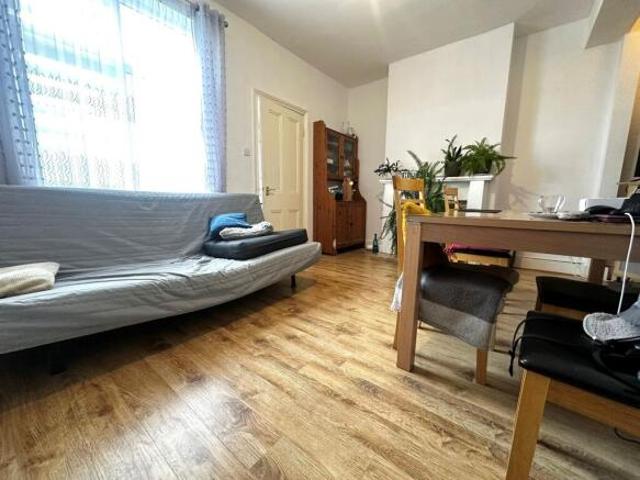 3 bedroom house for rent in Kings Road, Tyseley B11