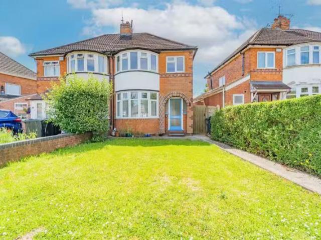 3 bedroom house for rent in Kingshurst Road, Birmingham, B31