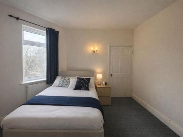 3 bedroom house for rent in Howe Street, DE22