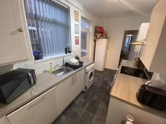 3 bedroom house for rent in Hobson Road, Selly Park, Birmingha.