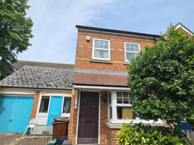 3 bedroom house for rent in Hodges Court, Oxford, OX1