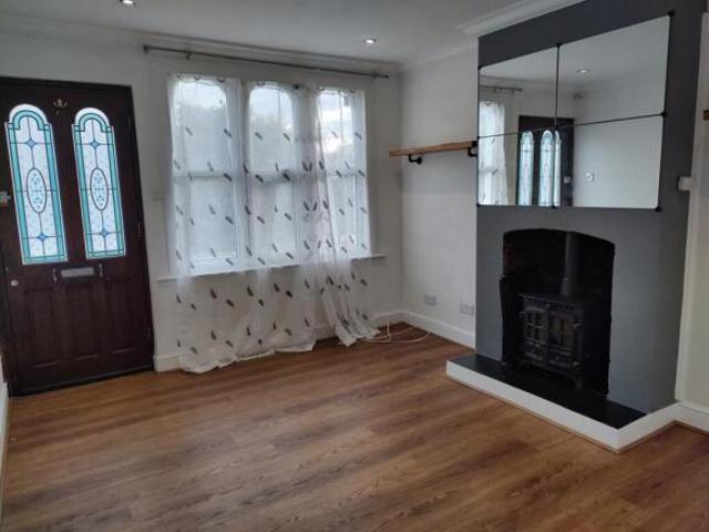 3 bedroom house for rent in Holborough Road, Snodland, Kent, ME6