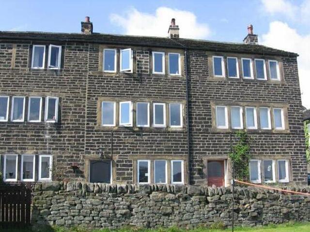 3 Bedroom House For Rent In Holmfirth, Uk