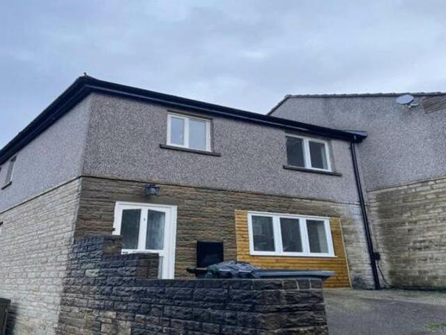 3 Bedroom House For Rent In Horton Bank Top