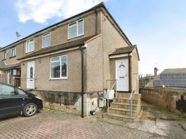 3 bedroom house for rent in Hatters Lane, HP13 7NJ, HP13
