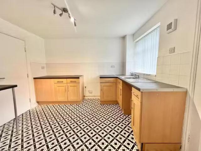 3 bedroom house for rent in Hawes Crescent, Crook, DL15