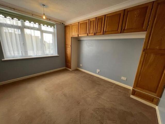 3 bedroom house for rent in Halls Road, Kingswood, BS15