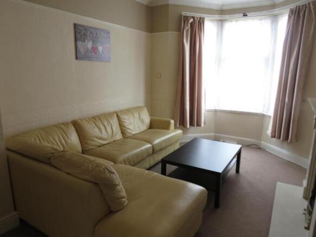 3 bedroom house for rent in Hanover Street, CARDIFF, CF5