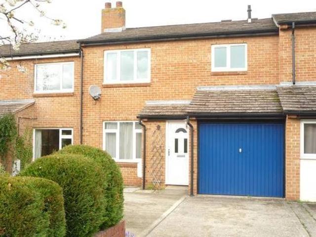 3 bedroom house for rent in Harold White Close Oxford OX3