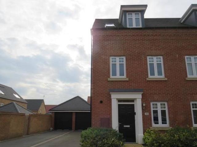 3 bedroom house for rent in Harlequin Drive WORKSOP S81
