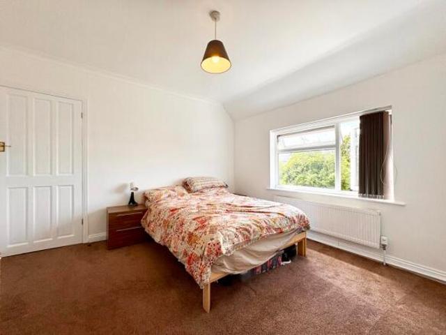 3 bedroom house for rent in Heathside Avenue, Bexleyheath, DA7