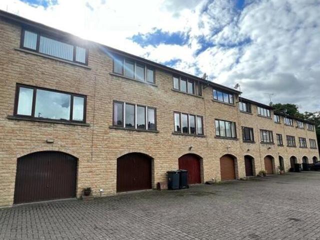 3 Bedroom House For Rent In Hebble Lane