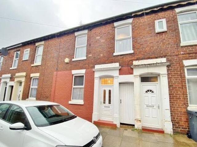 3 bedroom house for rent in Henderson Street Preston PR1