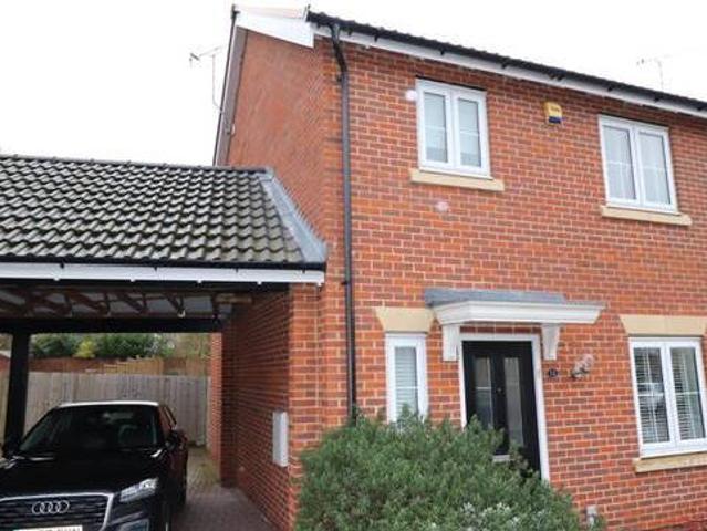 3 bedroom house for rent in Hutton CM13