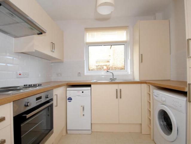 3 bedroom house for rent in Hugh Allen Crescent, Marston, Oxford, OX3