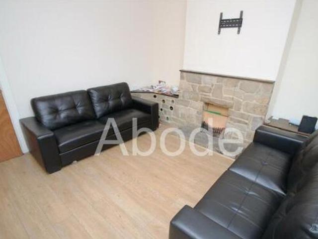 3 Bedroom House For Rent In Hyde Park