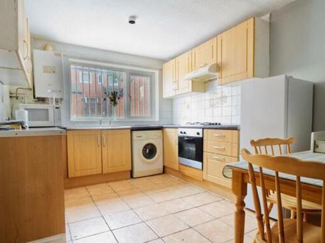 3 Bedroom House For Rent In Hyde Park