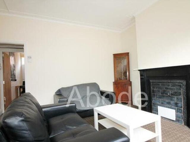 3 Bedroom House For Rent In Hyde Park