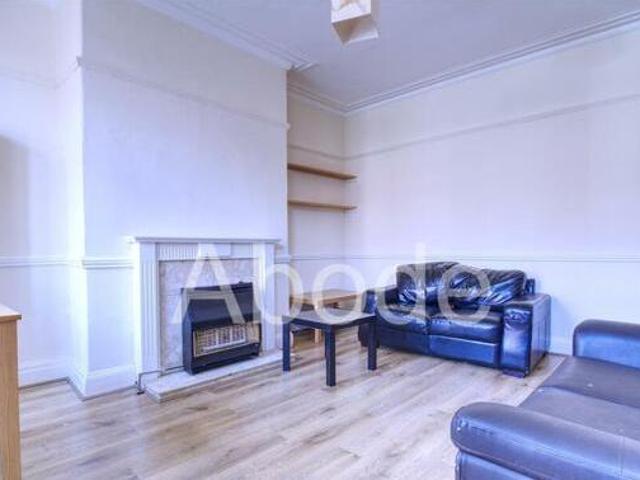 3 Bedroom House For Rent In Hyde Park