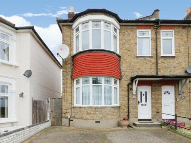 3 Bedroom House For Rent In Ilford
