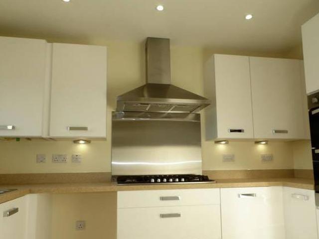 3 bedroom house for rent in James Grundy Avenue Trentham ST4