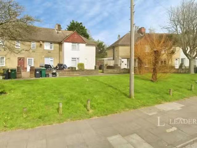 3 bedroom house for rent in Old Shoreham Road, Hove, East Susi.