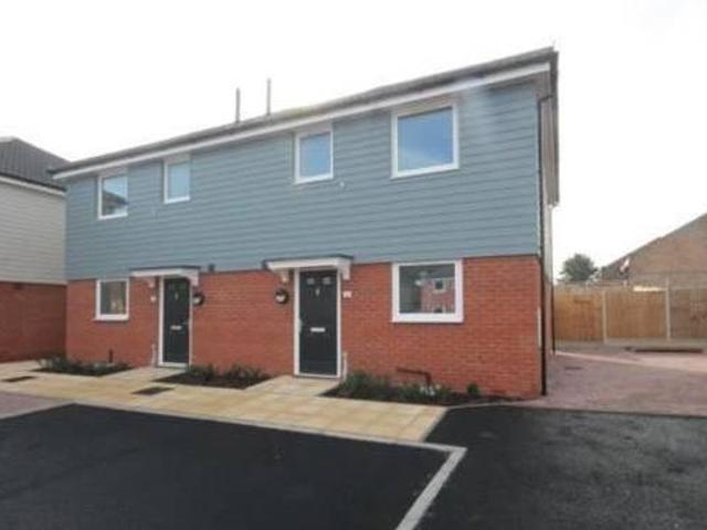 3 bedroom house for rent in Orchard Place ClactonOnSea CO15