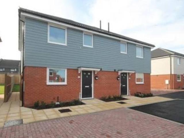 3 bedroom house for rent in Orchard Place ClactonOnSea CO15