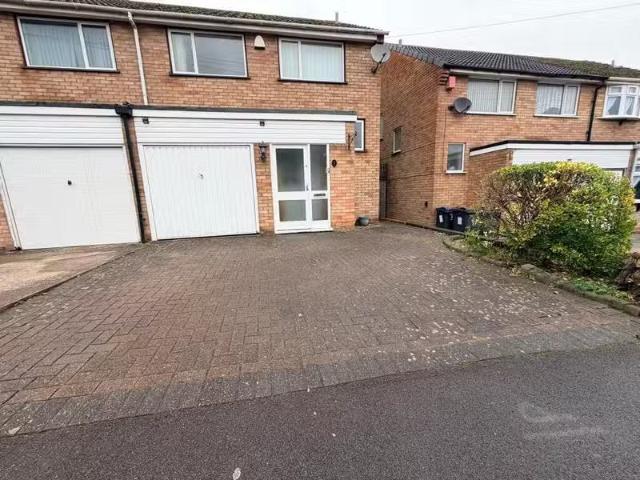 3 bedroom house for rent in Orchard Rise, Birmingham, B26 1QT.