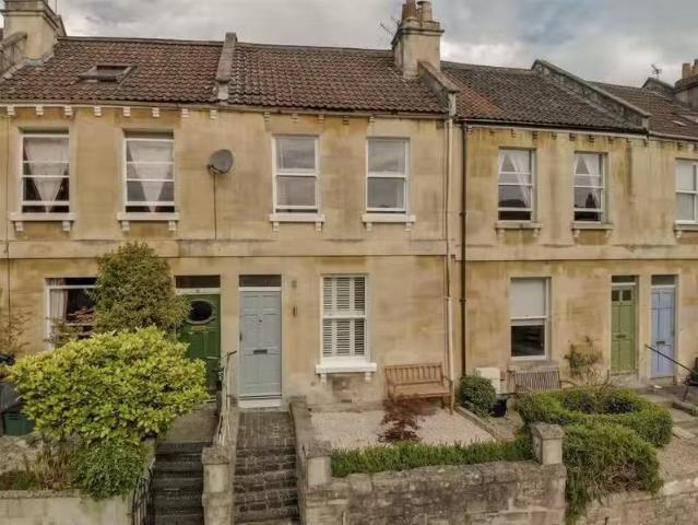 3 bedroom house for rent in Otago Terrace, Bath, BA1