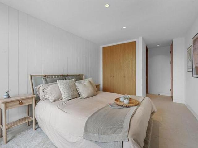 3 bedroom flat for rent in Oval Road, Primrose Hill, NW1