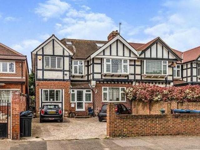 3 Bedroom House For Rent In London