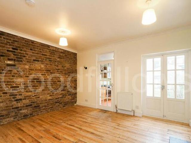 3 Bedroom House For Rent In London