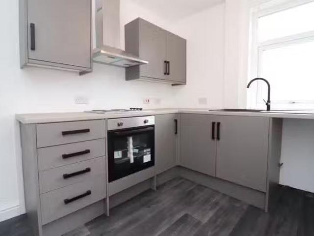 3 bedroom house for rent in Laurel Avenue, Darwen, BB3