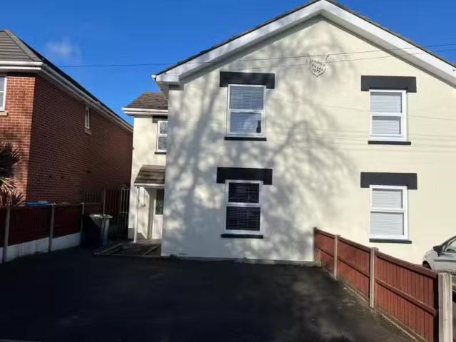 3 bedroom house for rent in Langley Road, Branksome, BH14