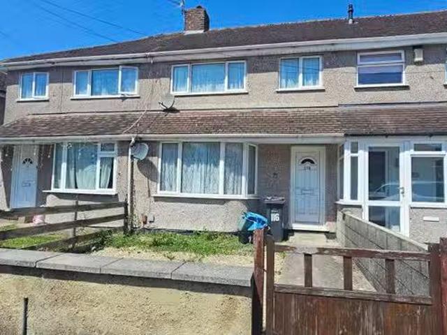 3 bedroom house for rent in Leinster Avenue, Knowle, BS4