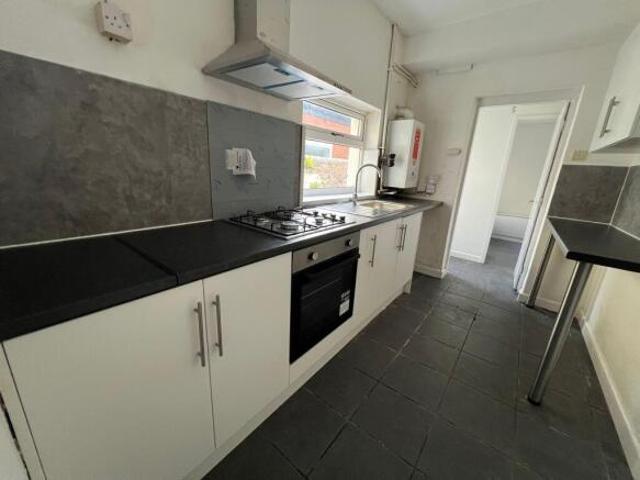 3 bedroom house for rent in Leslie Road, Wolverhampton, WV10