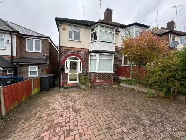3 bedroom house for rent in Lindridge Road, B23