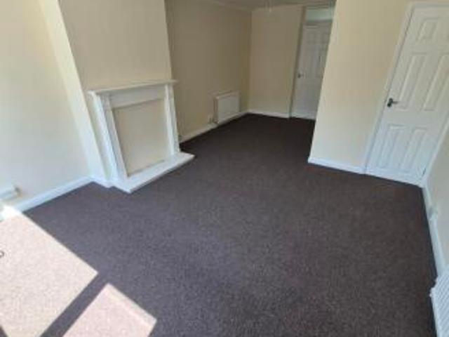 3 bedroom house for rent in Moorland Road, YORK, YO10