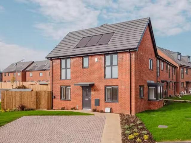 3 bedroom house for rent in Moorland Rise, Darwen, BB3 3UH, BB3