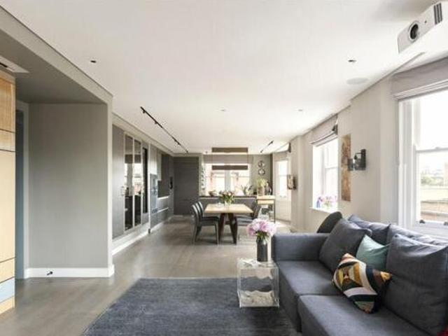 3 Bedroom House For Rent In Moscow Road, London