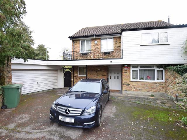 3 bedroom house for rent in Manor Road, Cheam, Sutton