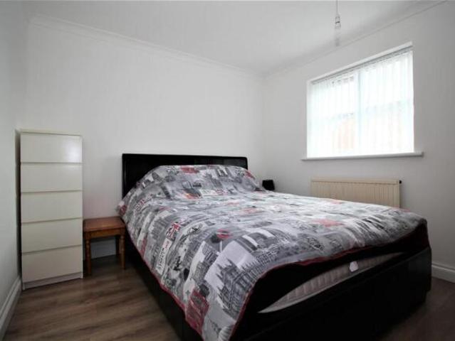 3 bedroom house for rent in Meadowsweet Road, Hamilton, Leicester, LE5