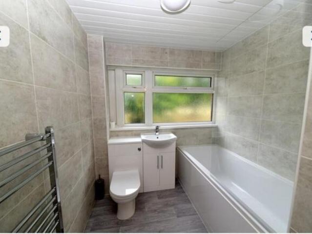 3 bedroom house for rent in Northfield Road, Harborne, B17