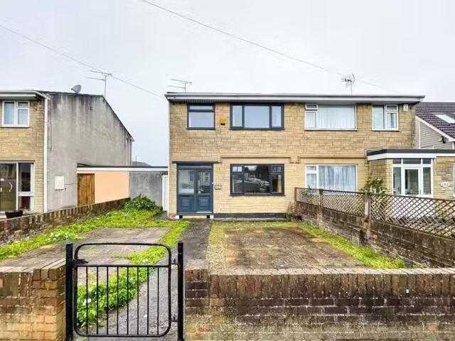 3 bedroom house for rent in Soundwell Road, Soundwell, BS16