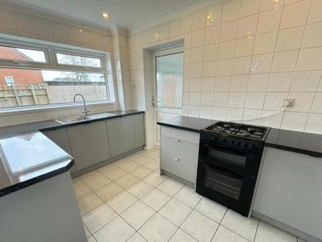 3 Bedroom House For Rent In Solihull, West Midlands