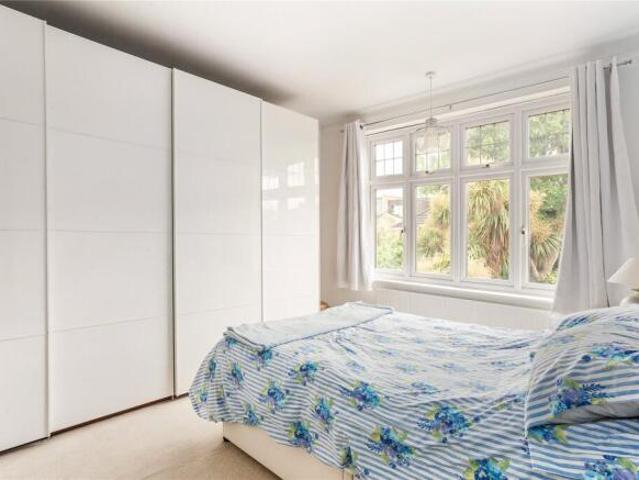 3 bedroom house for rent in Saville Road, Twickenham, TW1